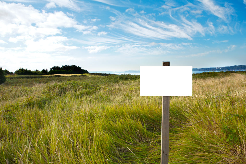 3 Tips to Build a Distinguishable Outdoor Logo • Online Logo Maker's Blog